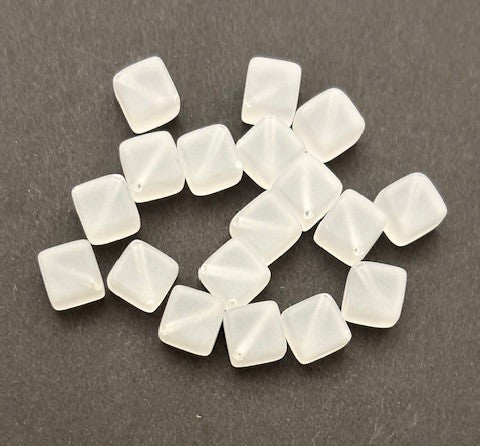 10MM Diagonal Crystal Mat Cube Bead (67 pieces) | Elvee/Rosenberg Inc.